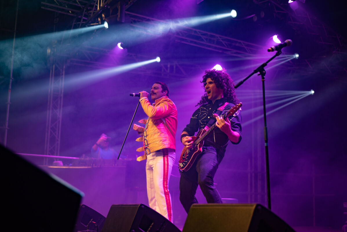 Contact Us - Magic Queen